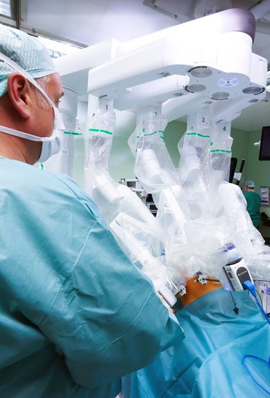 Schonende Operation mit OP-Roboter Da Vinci: SRH Wald-Klinikum Gera